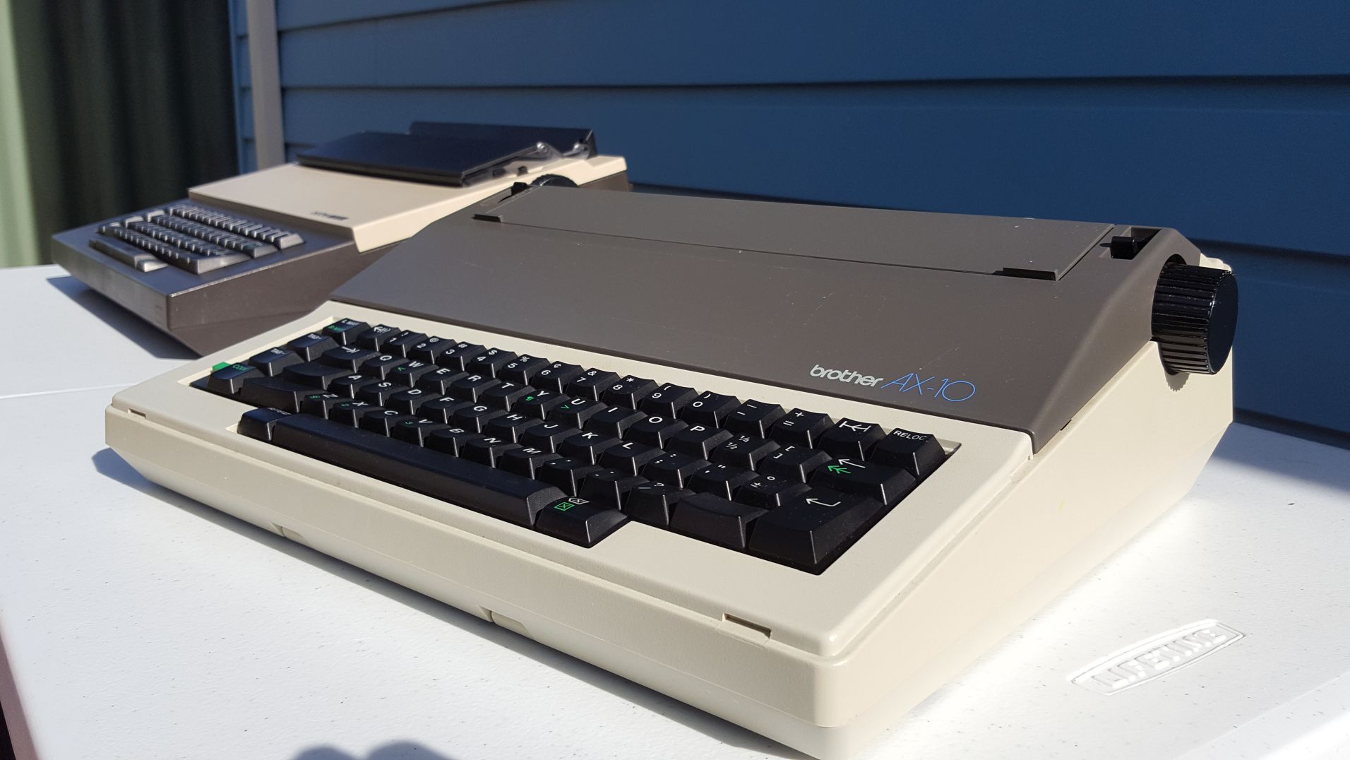 Brother AX-10 – E.T.ZONE